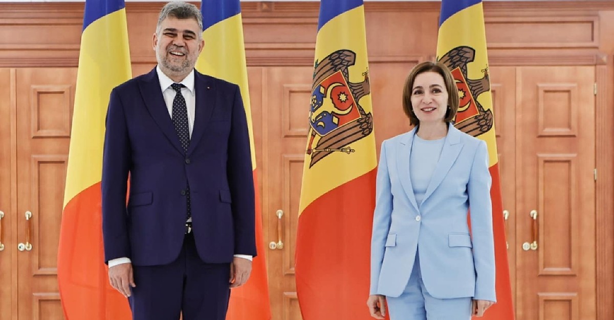 FOTO Ciolacu, prins cu propaganda sovietică în mesajul în care a ...